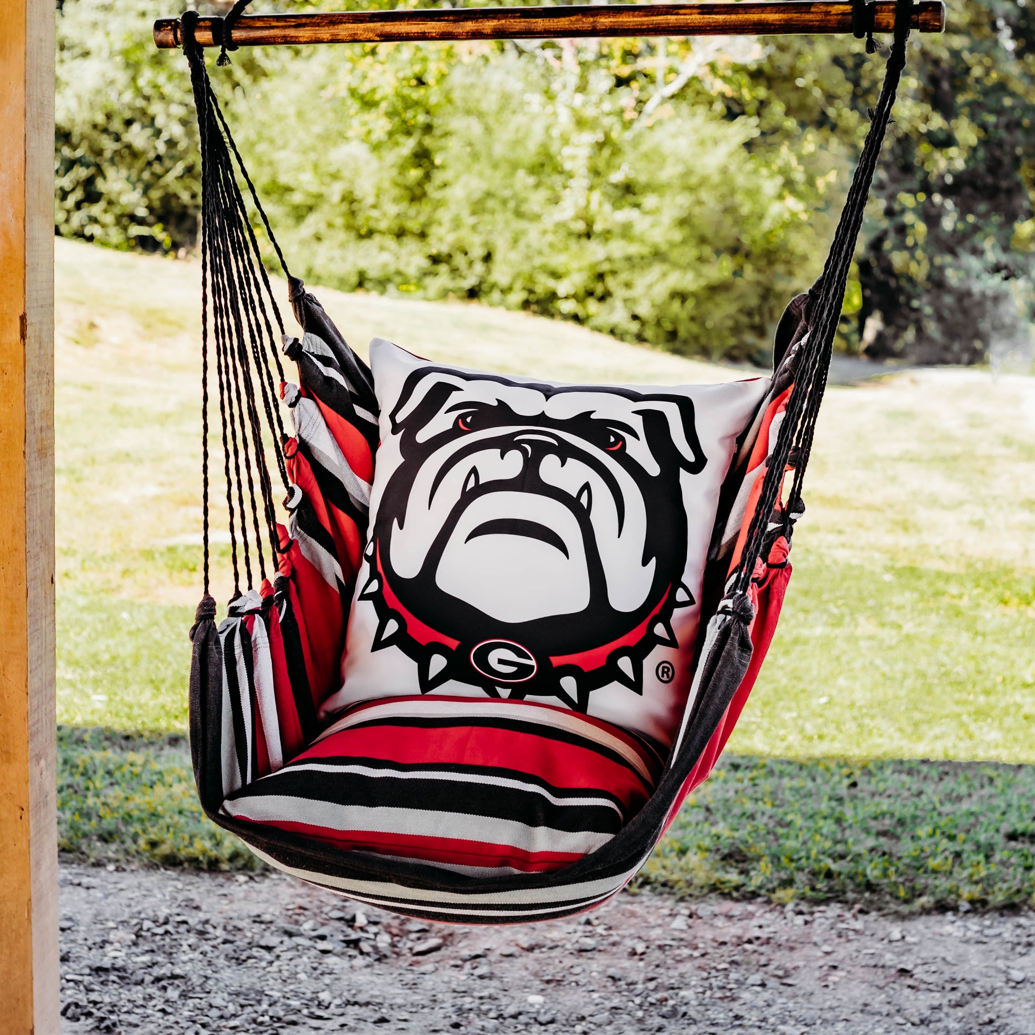 UGA BULLDOG Throw Pillow | Tailgate University of GEORGIA Dawg Pillow ...